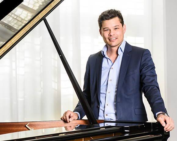 Musik Hug Team Bülach - Musikwelt online entdecken!